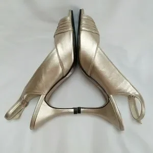 Lasonia | Shoes | Lasonia Gold Tone Heels | Poshmark